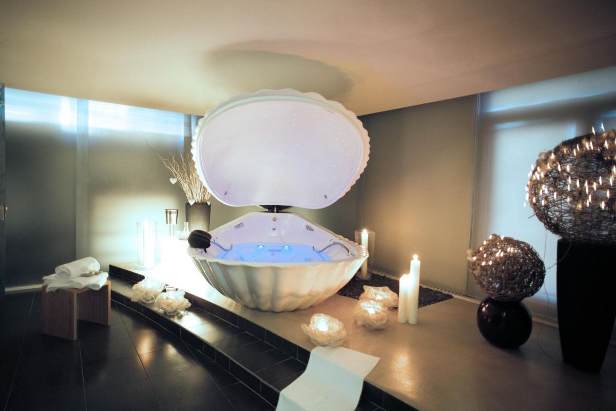 Was ist Floaten - Definition | WEBHOTELS